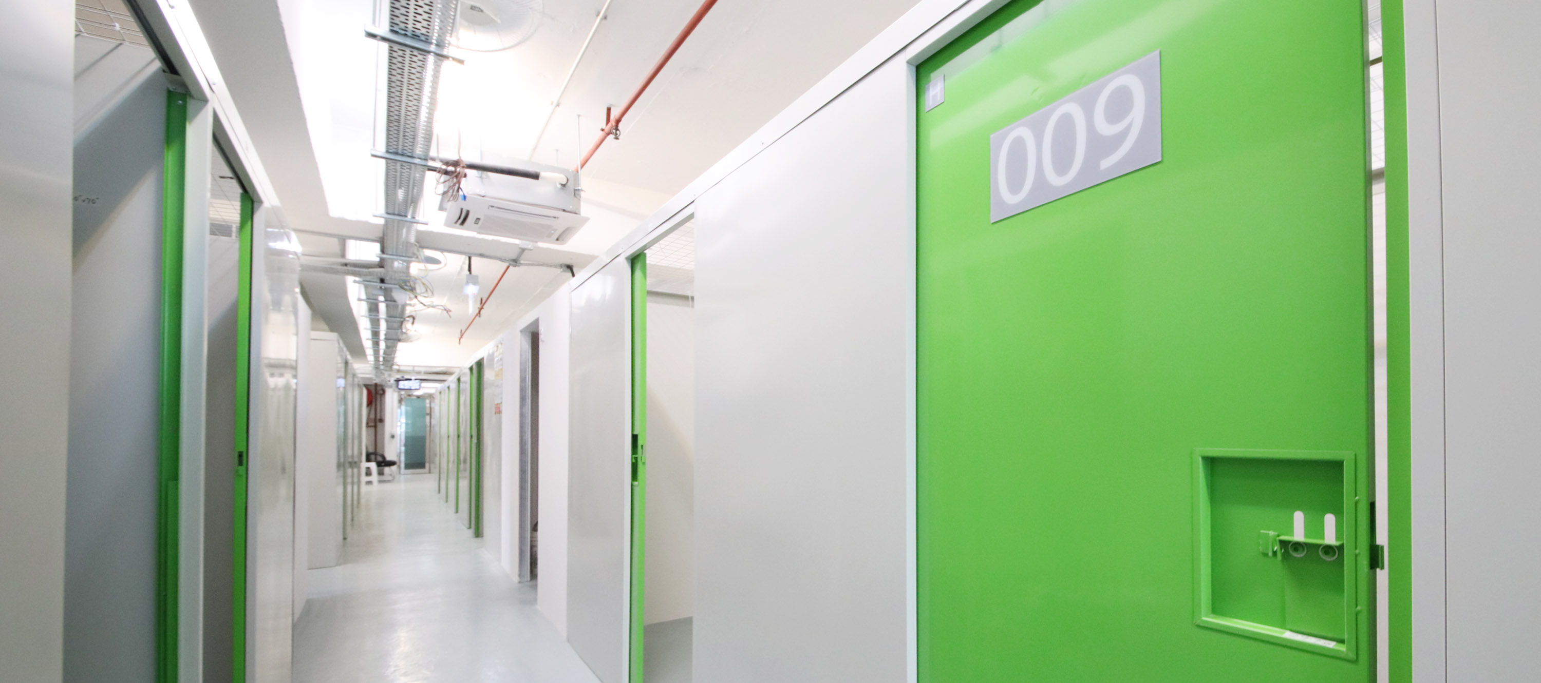 Mini Storage HK | Safety Self Storage Hong Kong - Metro Storage